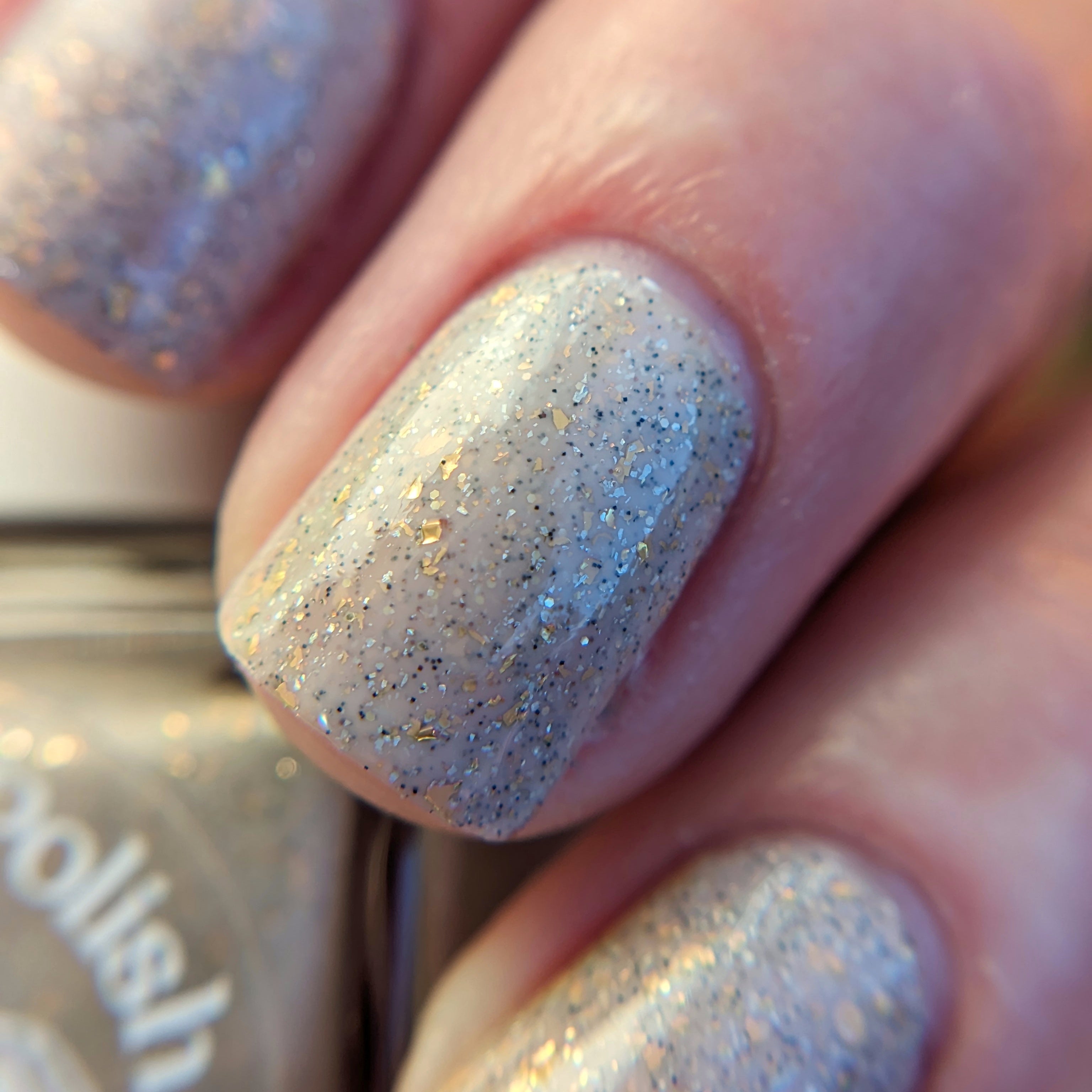 White Shores – Pinnacle Polish